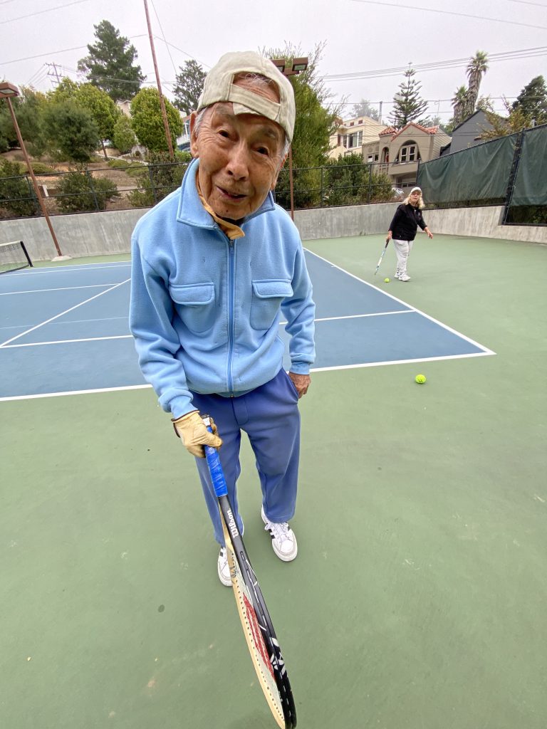 At age 100, Harry Lew stays healthy and happy playing tennis at Glen ...